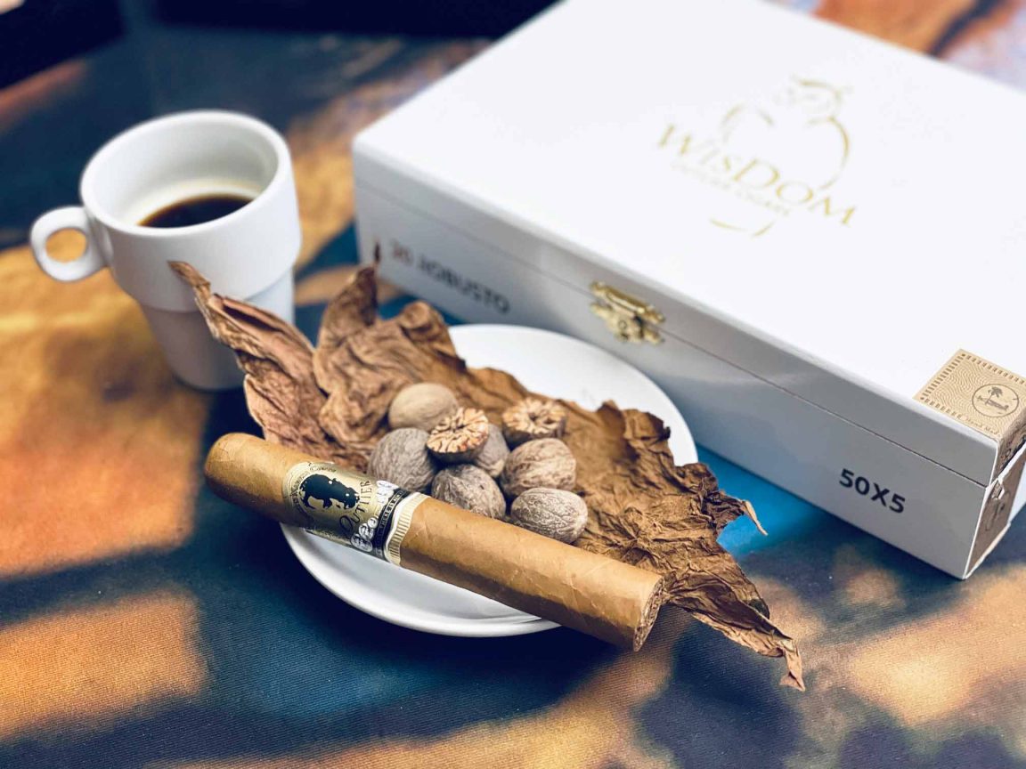 Outlier Cigars WisDom Robusto Box Of 20 – Outlier Cigars